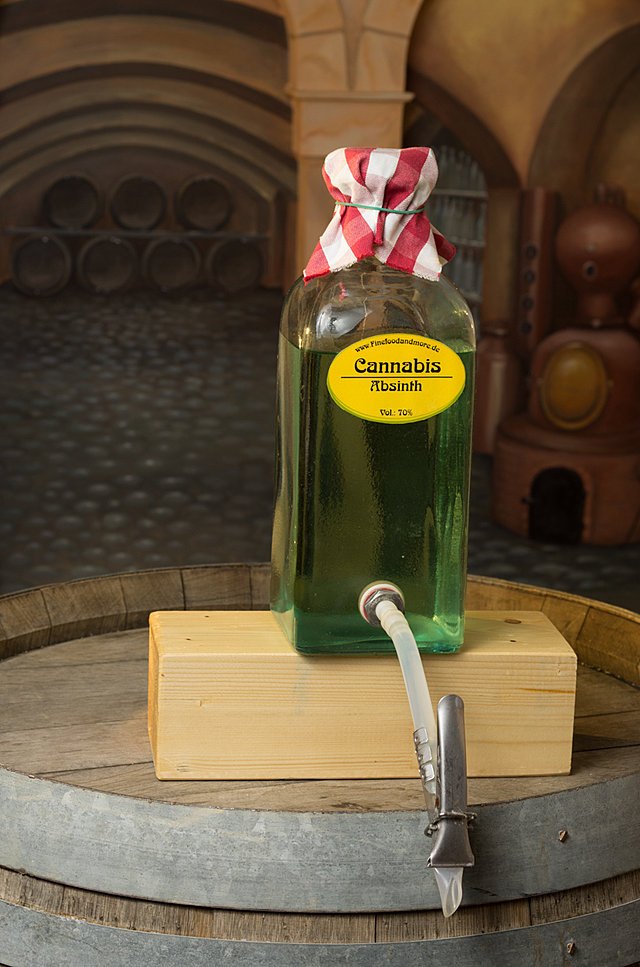 Cannabis Absinth